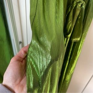 Sincerly Jules | Dresses | Sincerely Jules Green Metallic Cocktail ...